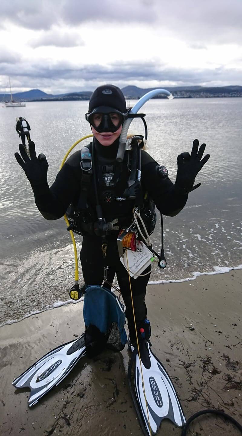 Handfish monitoring with Helen O'Neill (CSIRO) | Handfish Conservation ...